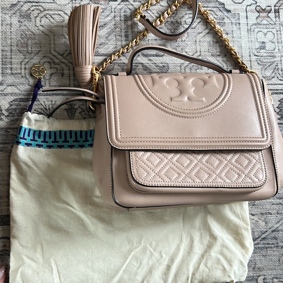 Tory Burch | Bags | Tory Burch Tan Crossbody Bag With Quilted Design ...